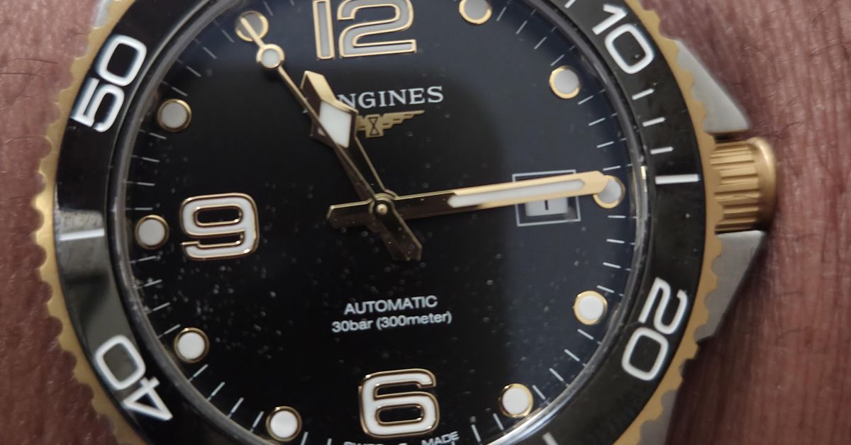 Happy 2026! Little razzle dazzle to kick things off. | WatchCrunch