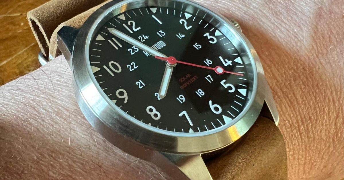 New Watch Day... a Canadian built field watch, the Redwood Kilroy ...