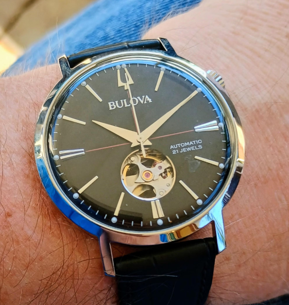 Bulova Aerojet | WatchCrunch