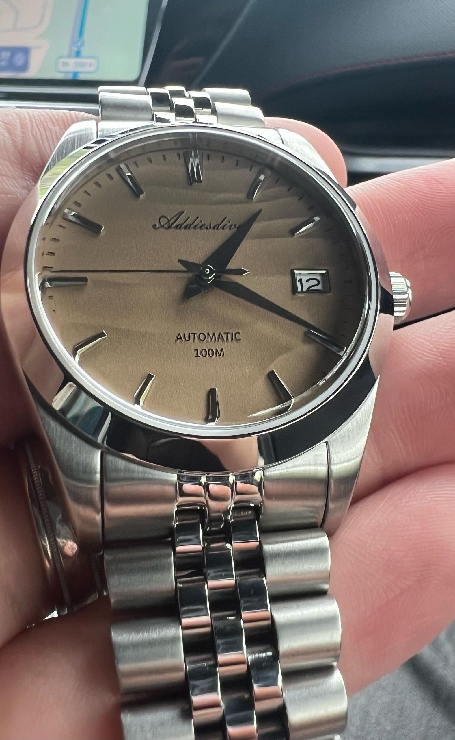 Adiesdive Sand dial | WatchCrunch