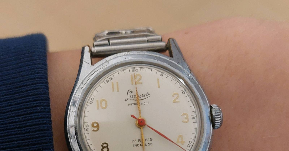 Lunesa vintage watch | WatchCrunch