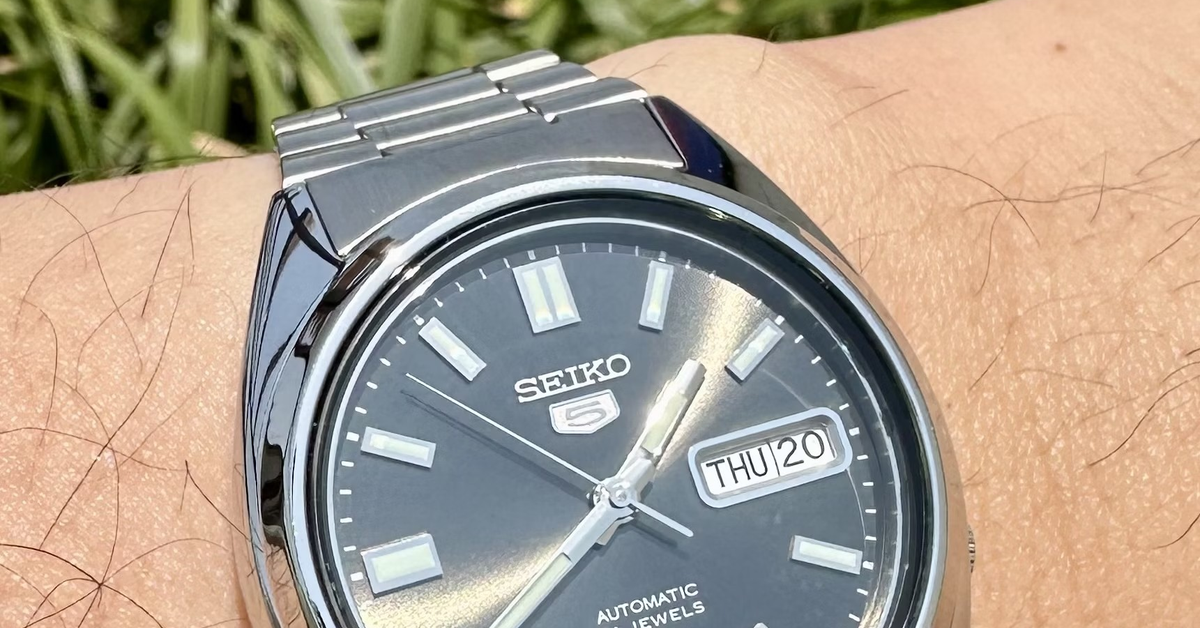 Seiko SNXS79 | WatchCrunch