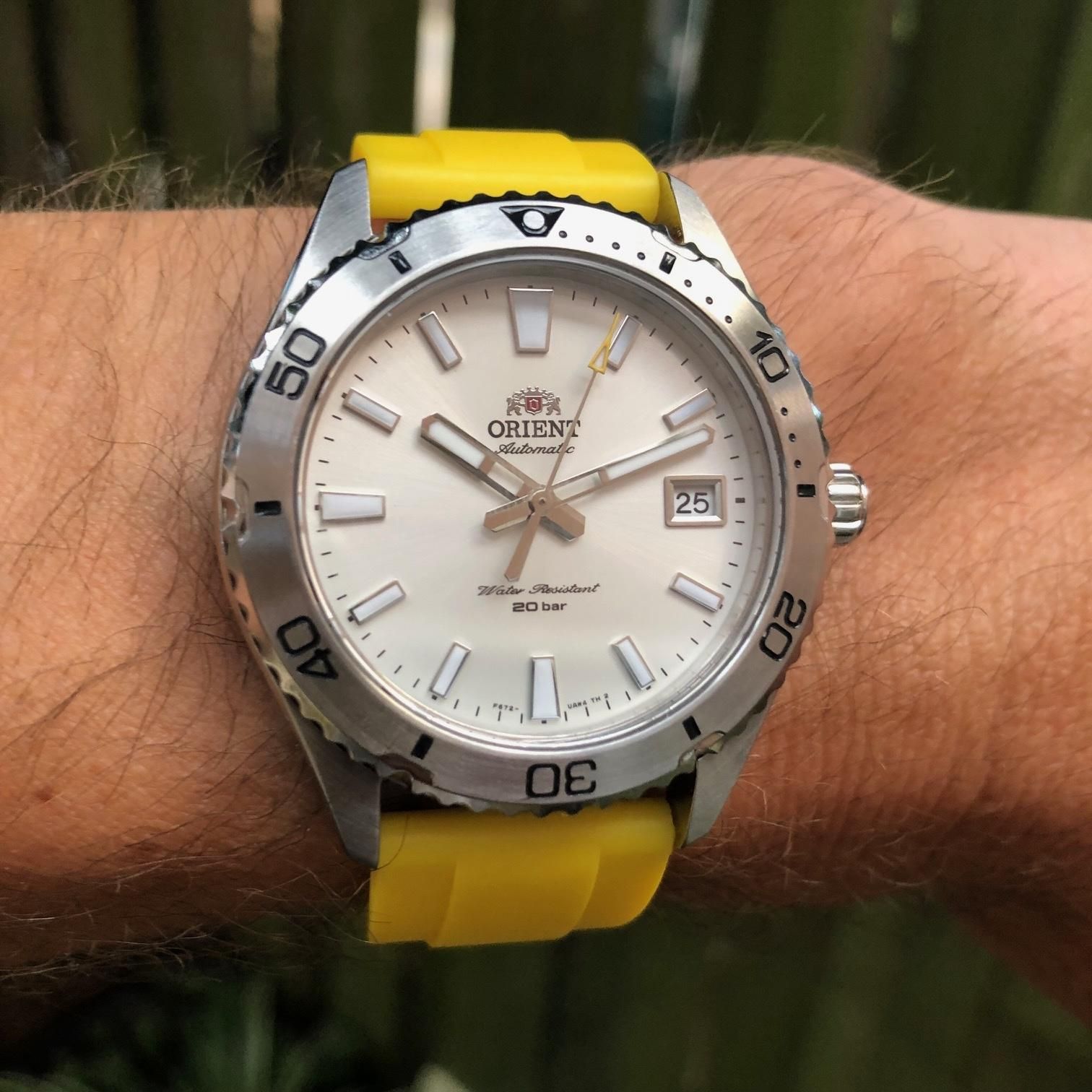 Orient Mako 40 - Strap test | WatchCrunch
