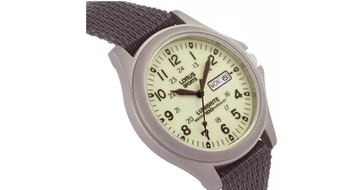 Field Watch - Mechanical/Auto vs Quartz | WatchCrunch