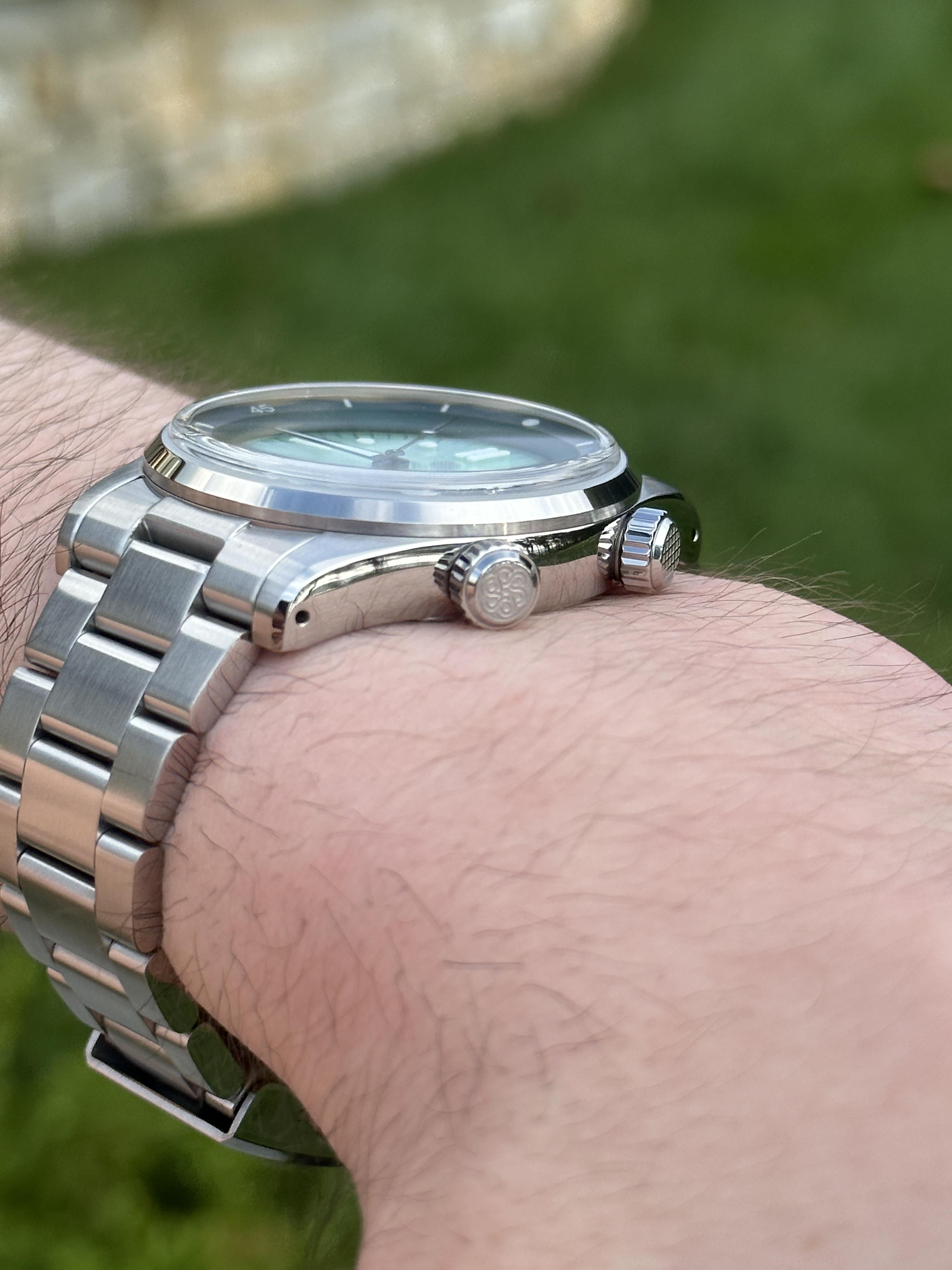 Traska Seafarer Mint dial NWA | WatchCrunch