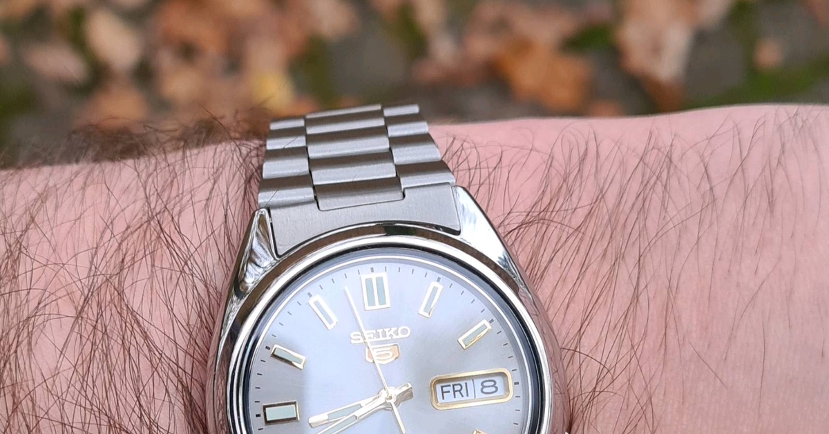 Seiko SNXS75 | WatchCrunch