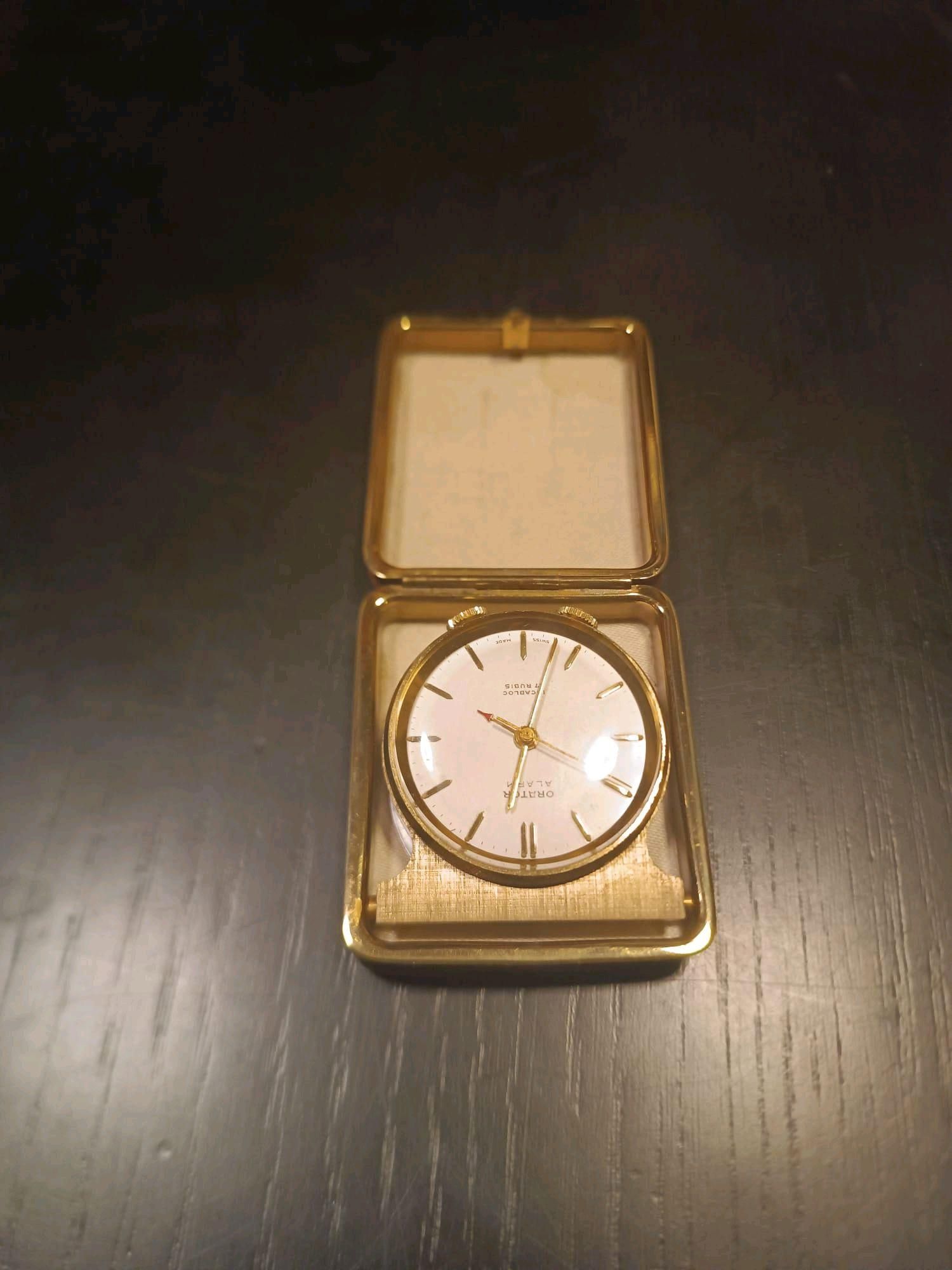 Vintage experts unite! Orator Alarm | WatchCrunch