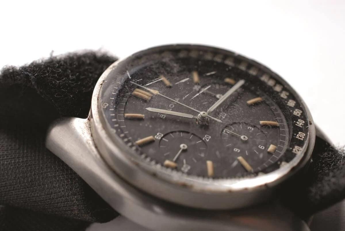 Do watches on the moon tick faster than watches on Earth? | WatchCrunch