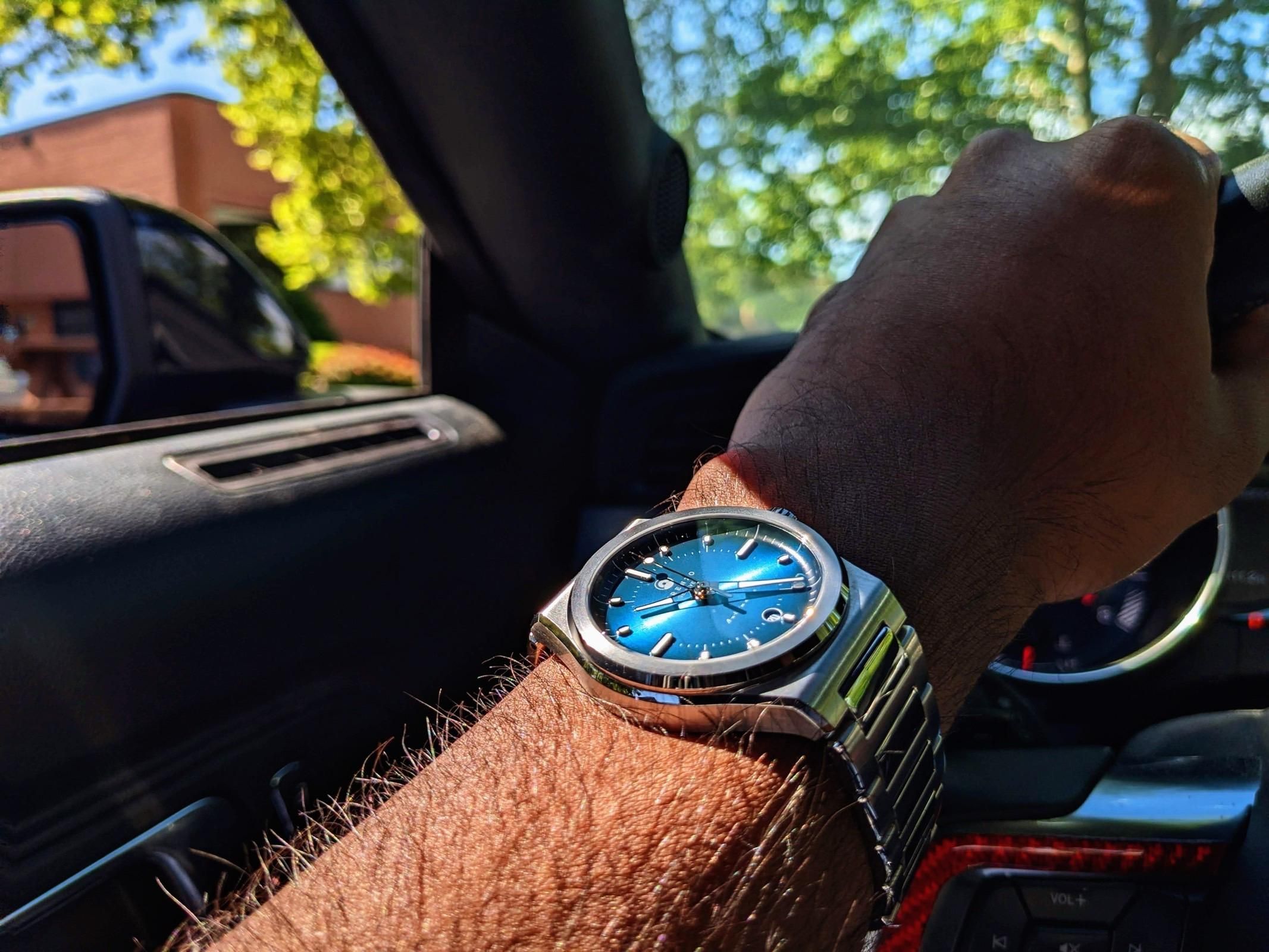What's the one thing you hate most about your favorite watch? | WatchCrunch
