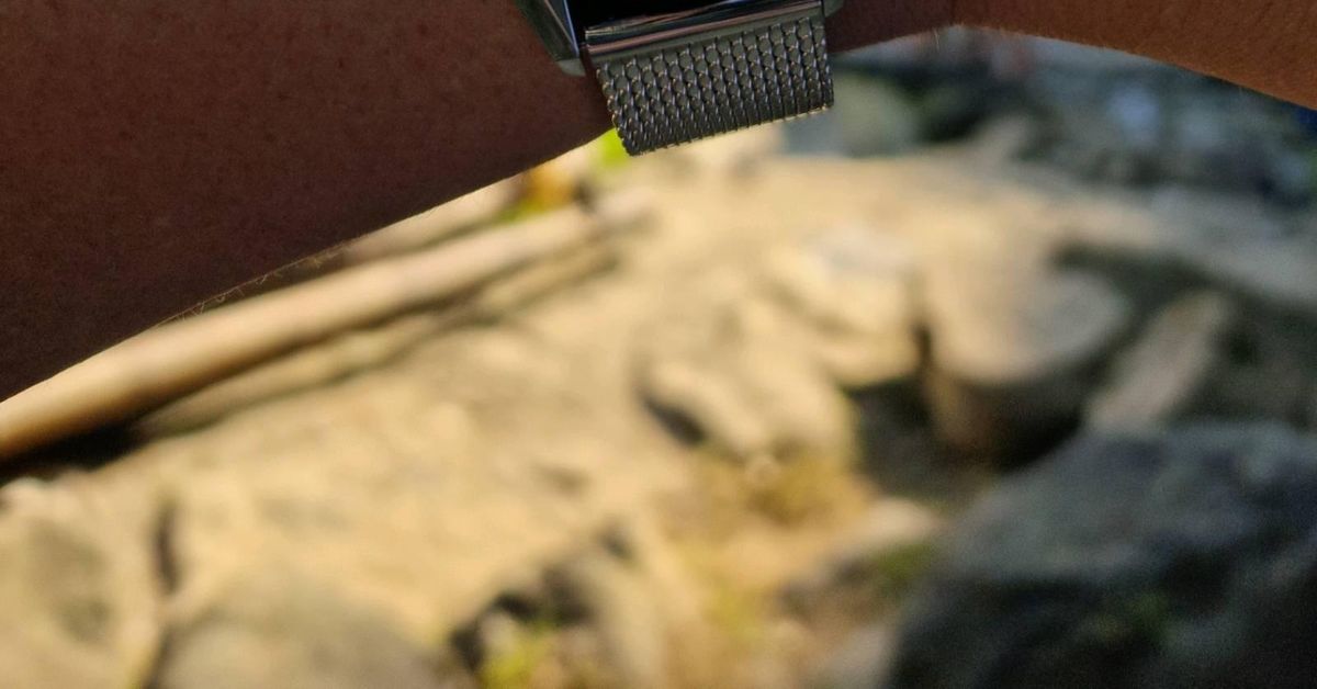 Can you safely swim with a 100m rated water resistance push/pull crown ...