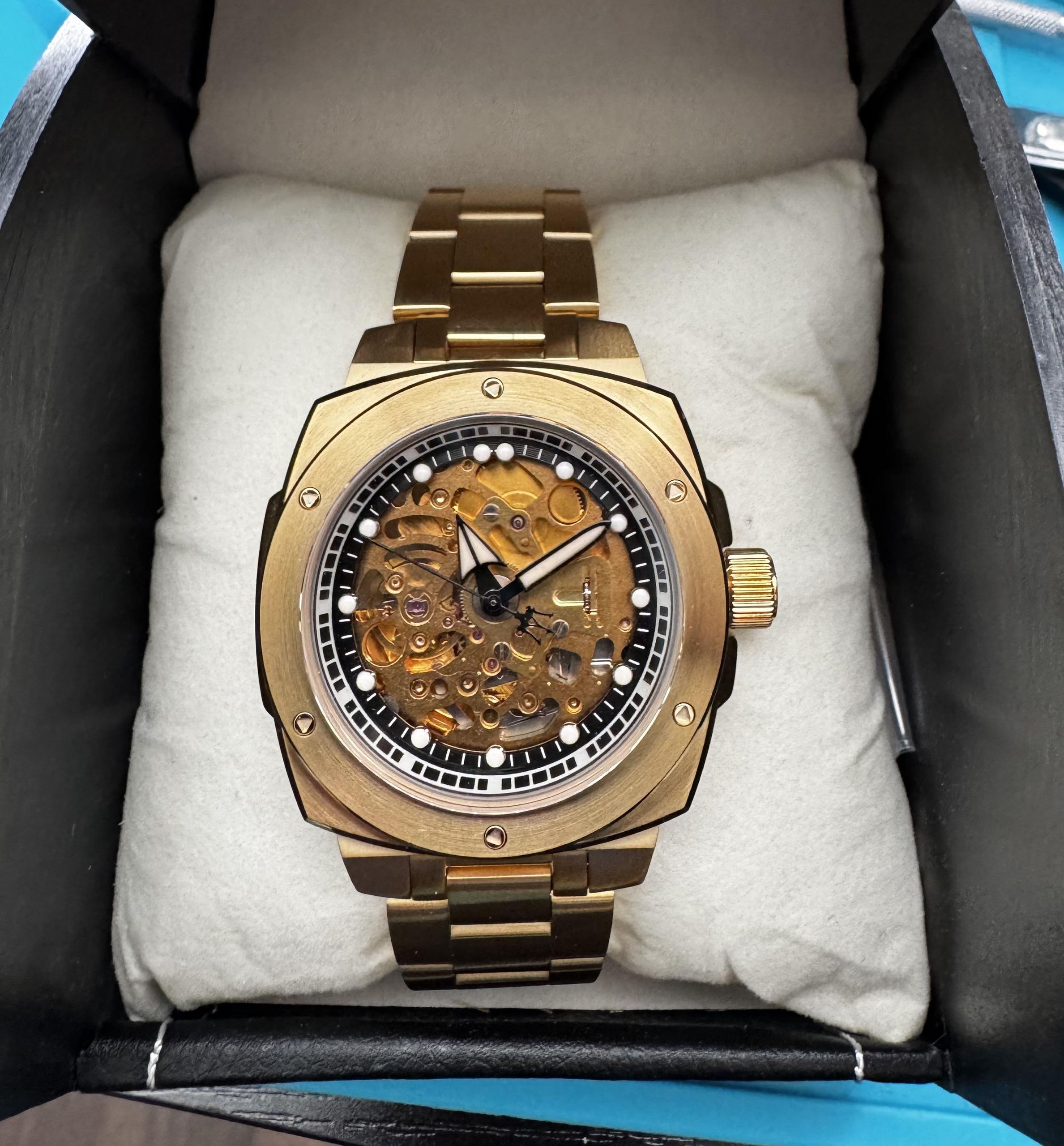 custom skeleton build | WatchCrunch