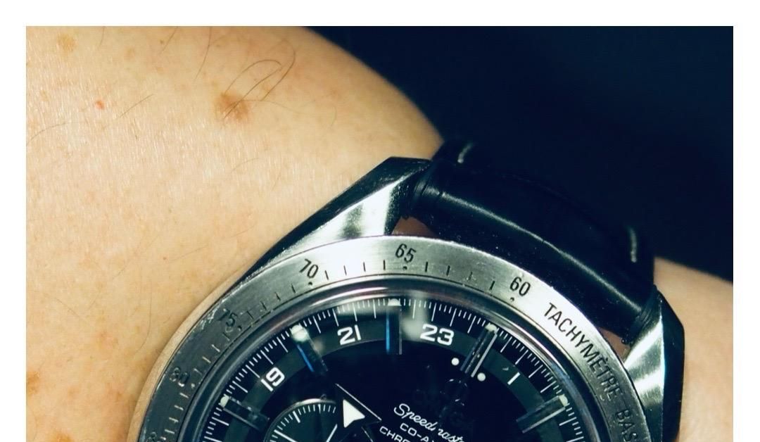 Omega Speedmaster Broad Arrow | WatchCrunch