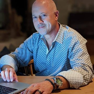 hurst4hursts4 | WatchCrunch