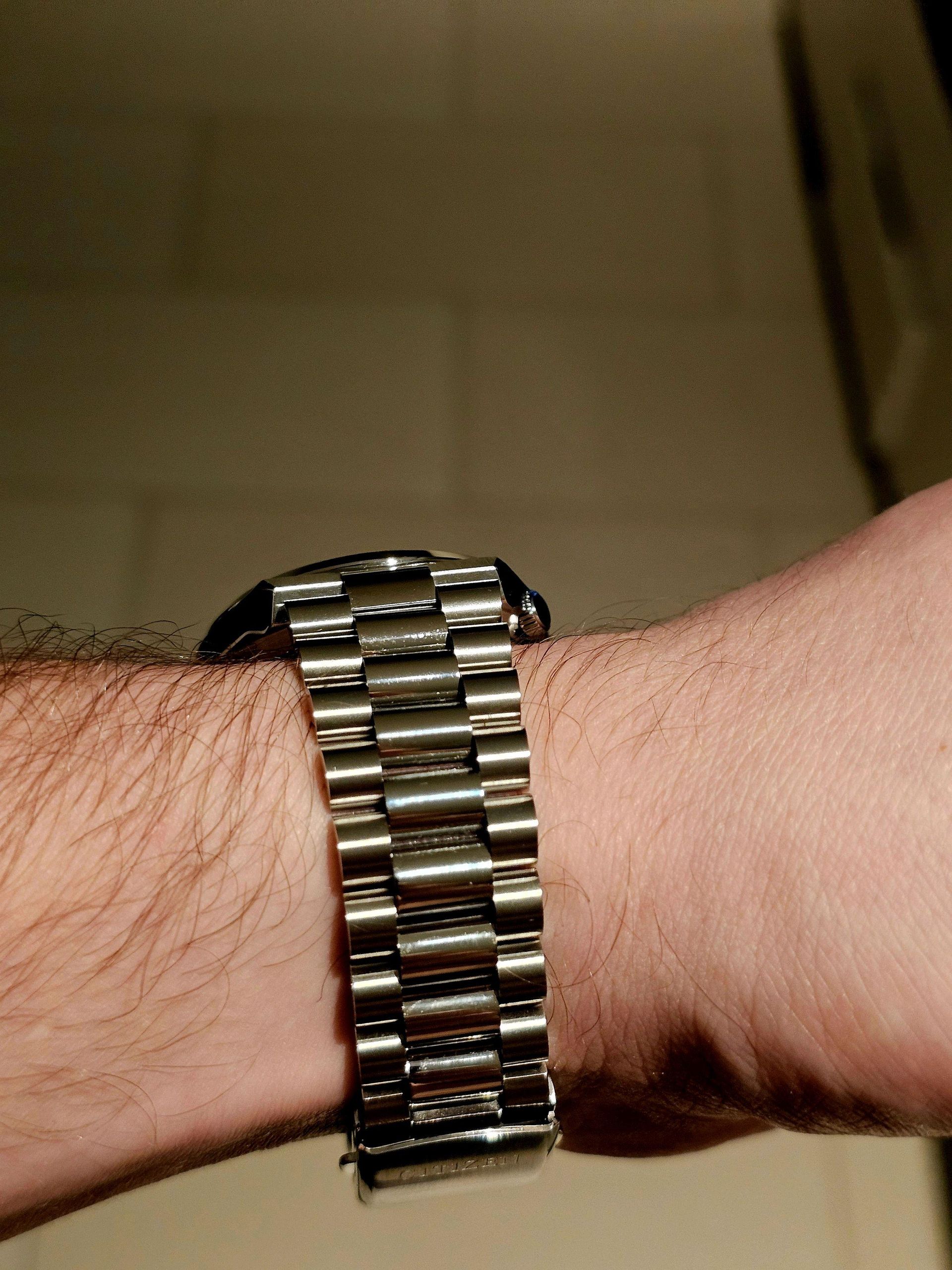 Citizen - Tsuyosa | WatchCrunch