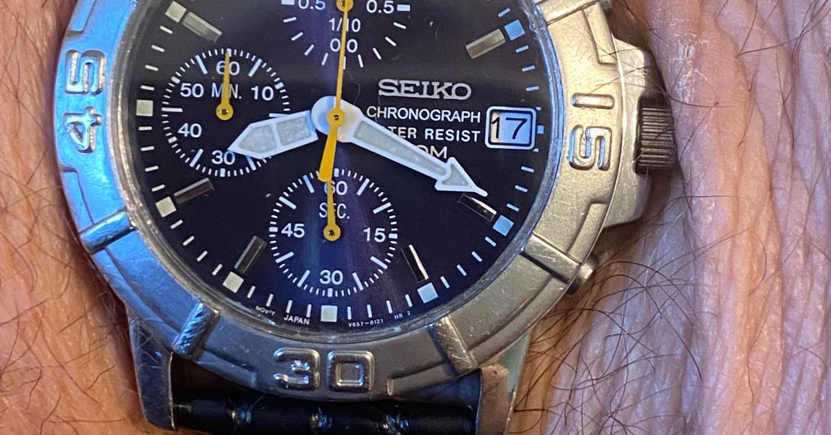 Seiko V657 8060 rebuild | WatchCrunch