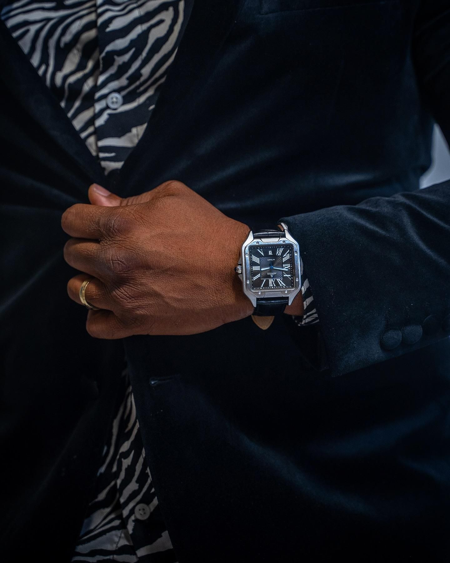 the best cartier santos homage lookalike watch? Meet the Asorock ...