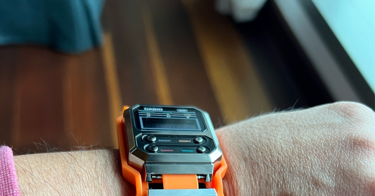 The Casio a100 Dual Time mod! Alien inspired | WatchCrunch