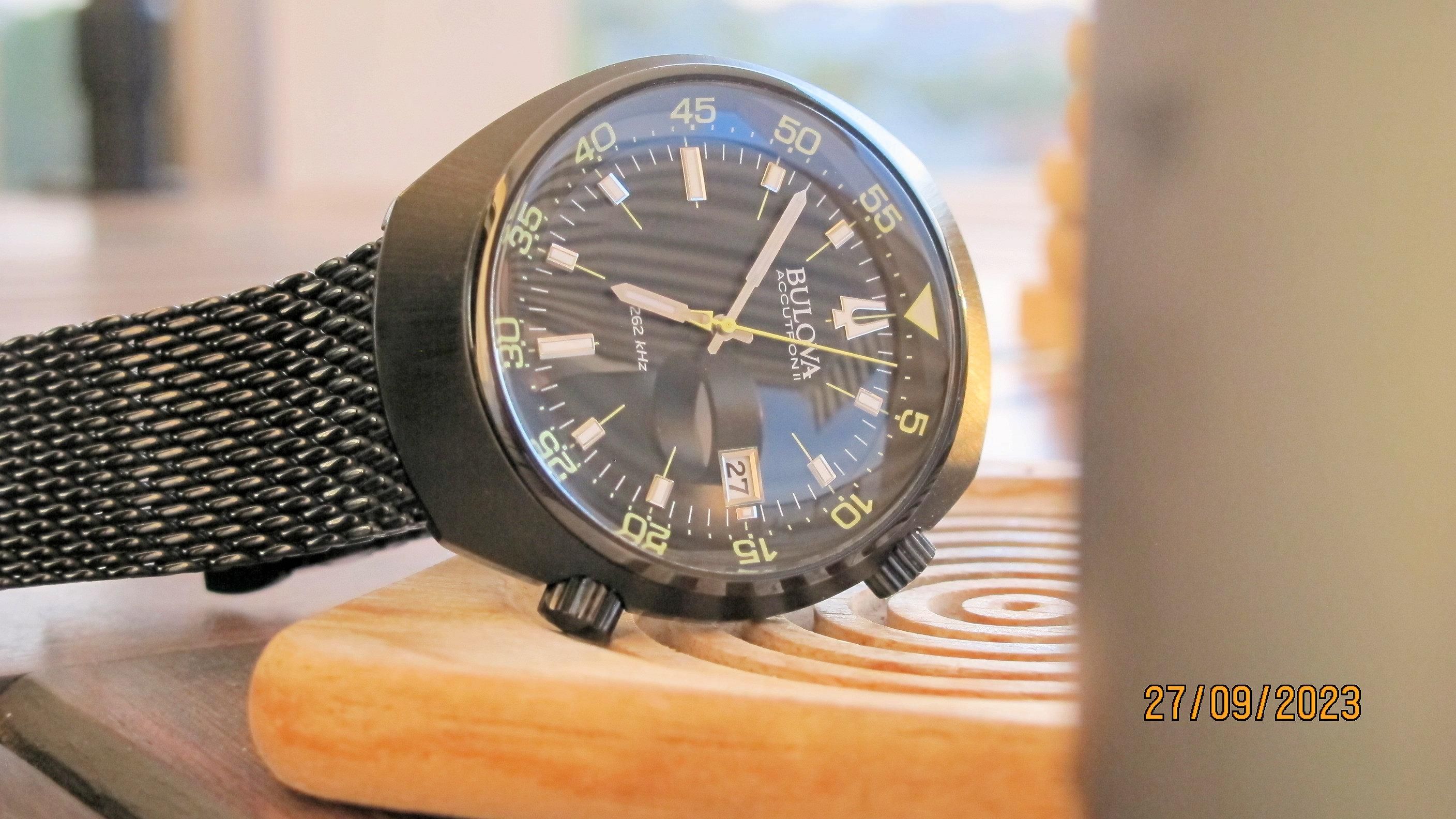 The smoothest sweeping second's hand watch that I own is a quartz ...