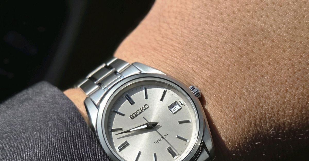 Seiko SUR369 | WatchCrunch