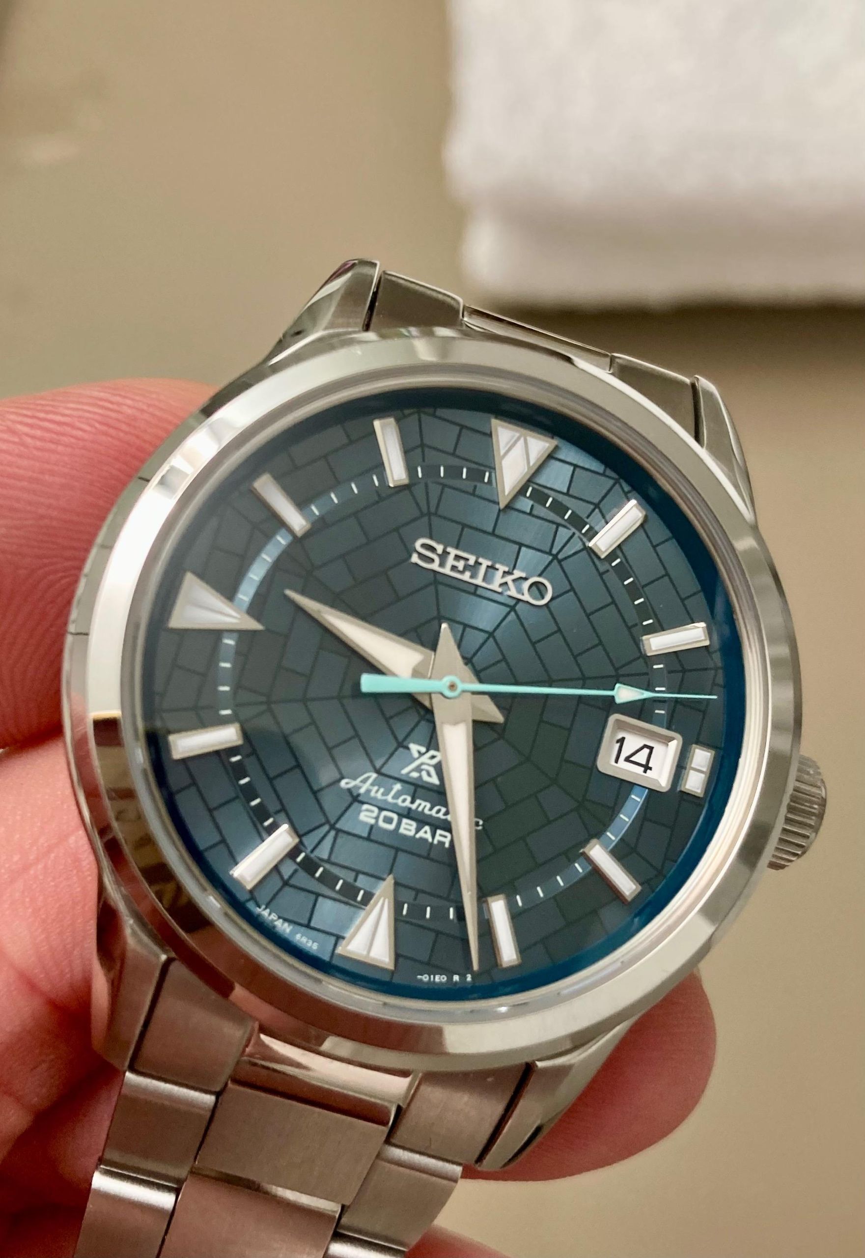 Scratch resist of Seiko Titanium/DLC/‘brilliant’ steel | WatchCrunch
