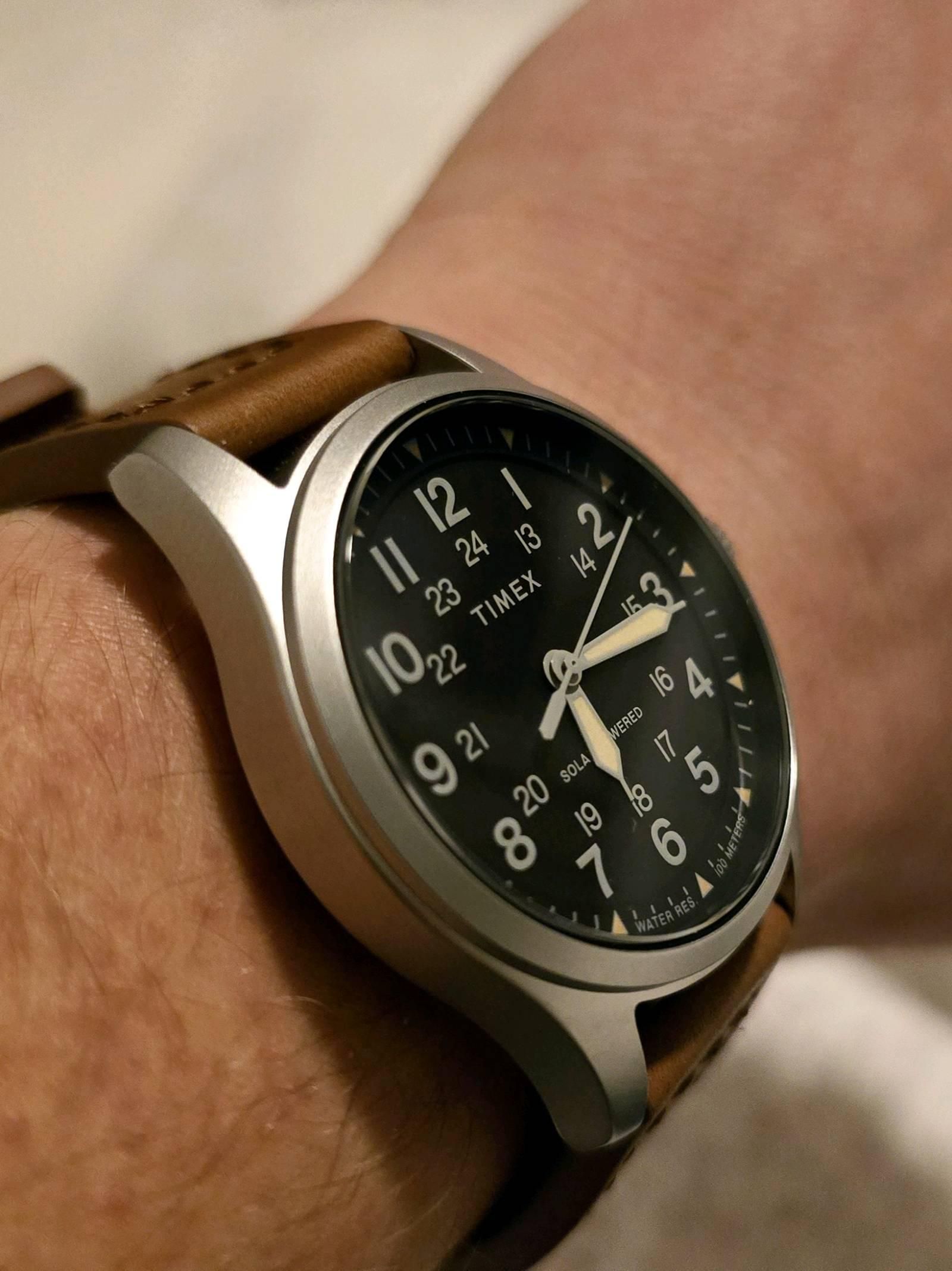 Timex Expedition North Field Post 36mm, solar powered field watch ...