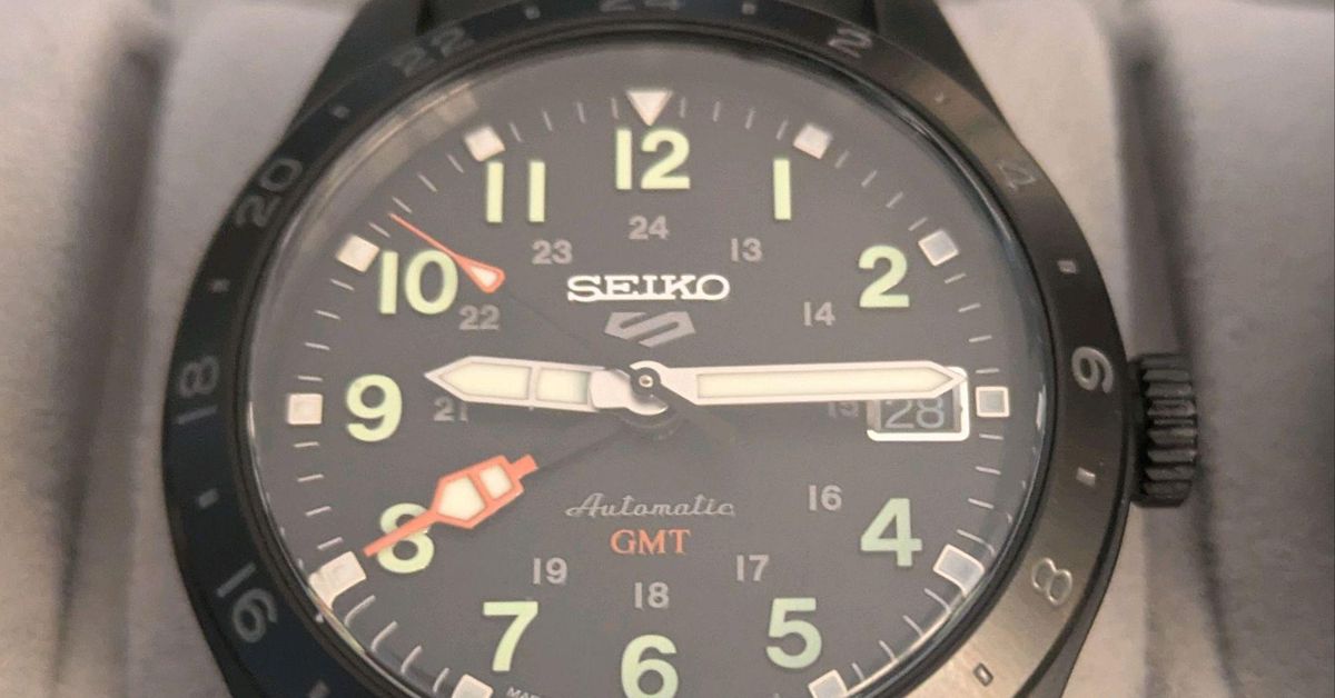 Seiko 5 Sports Field GMT | WatchCrunch