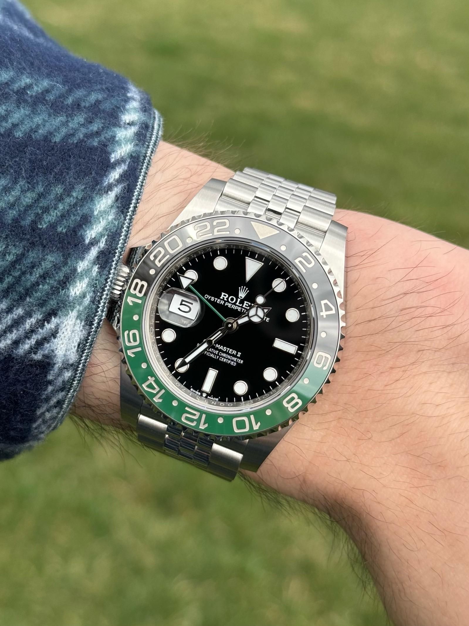 Turning Time on Its Side: Embracing the GMT Master II ‘Sprite’ Destro ...