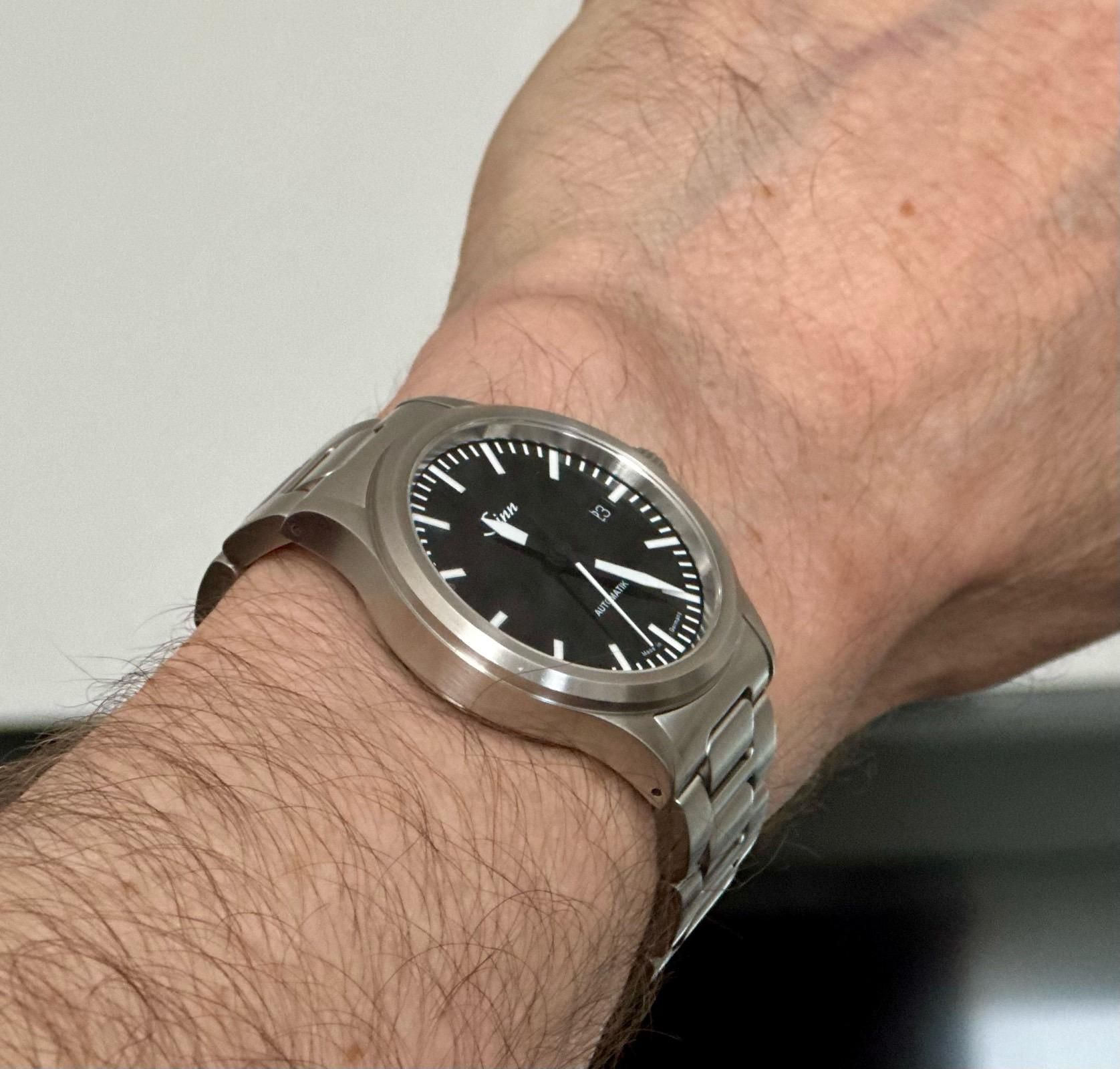 Sinn 556 on small wrist? | WatchCrunch