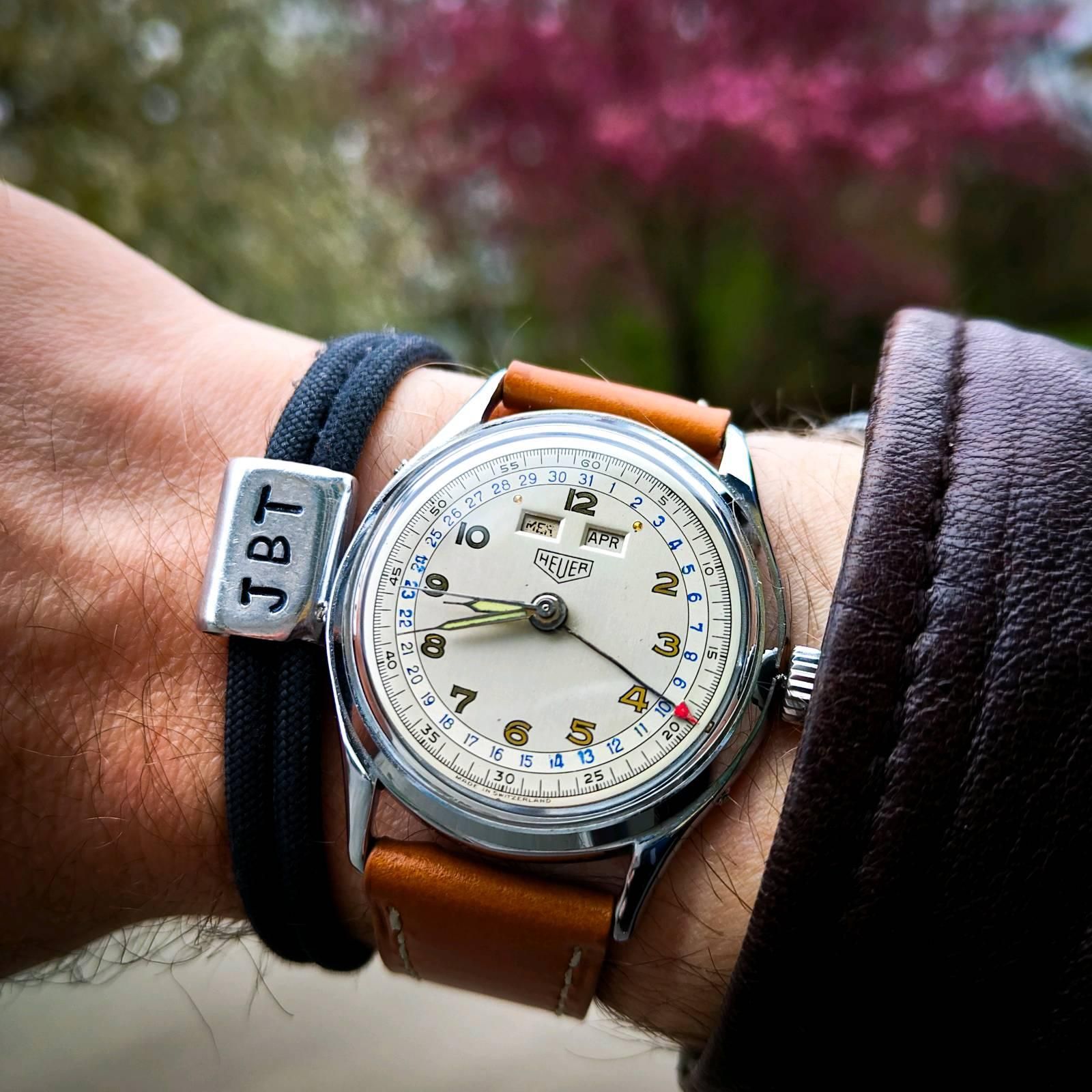 1950s Heuer Triple Date Valjoux 90 | WatchCrunch