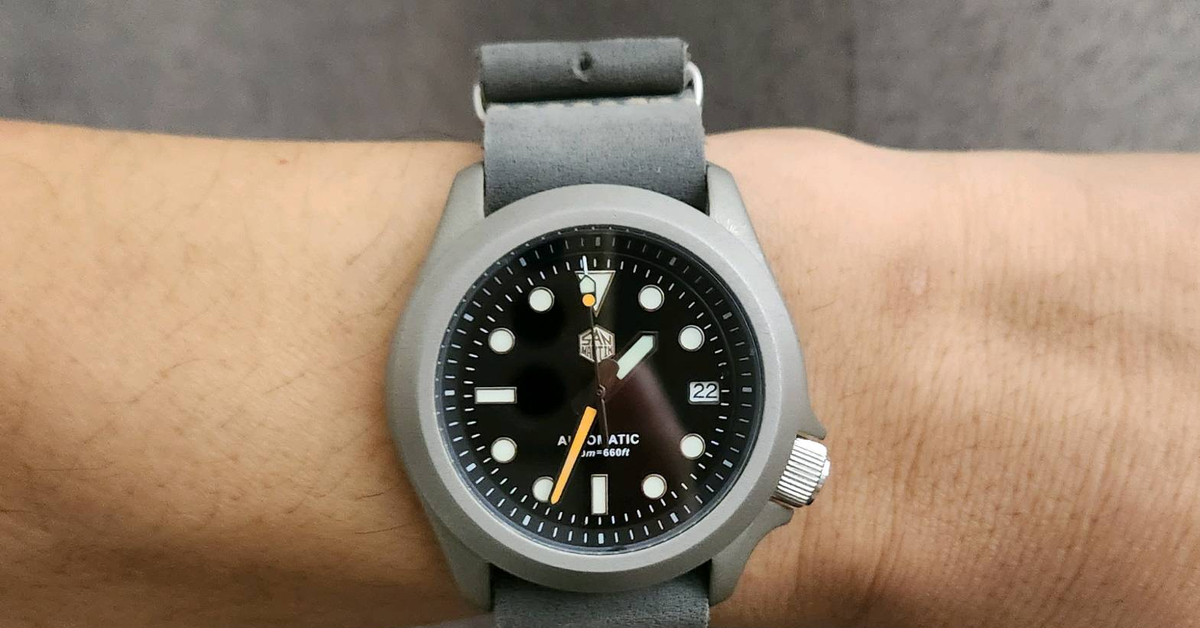 I just sandblasted my old SKX case. (Easy) | WatchCrunch