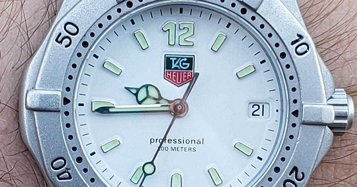 Tag Heuer 2000 - My Perfect Custom Tool Watch | WatchCrunch
