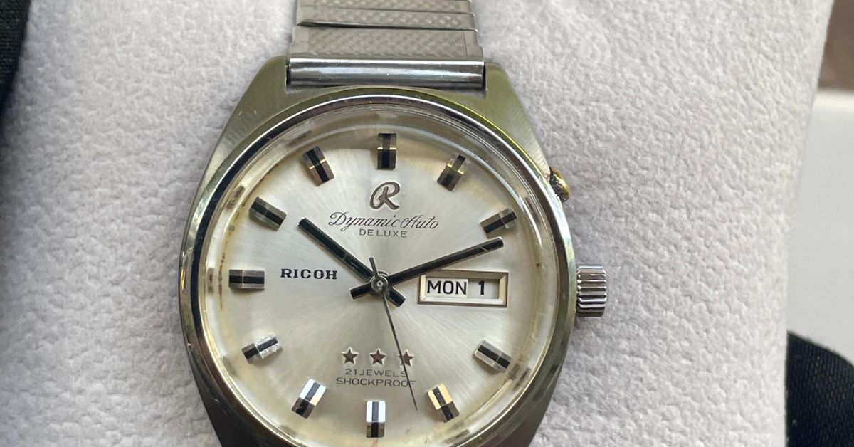 Ricoh Dynamic Auto Deluxe | WatchCrunch