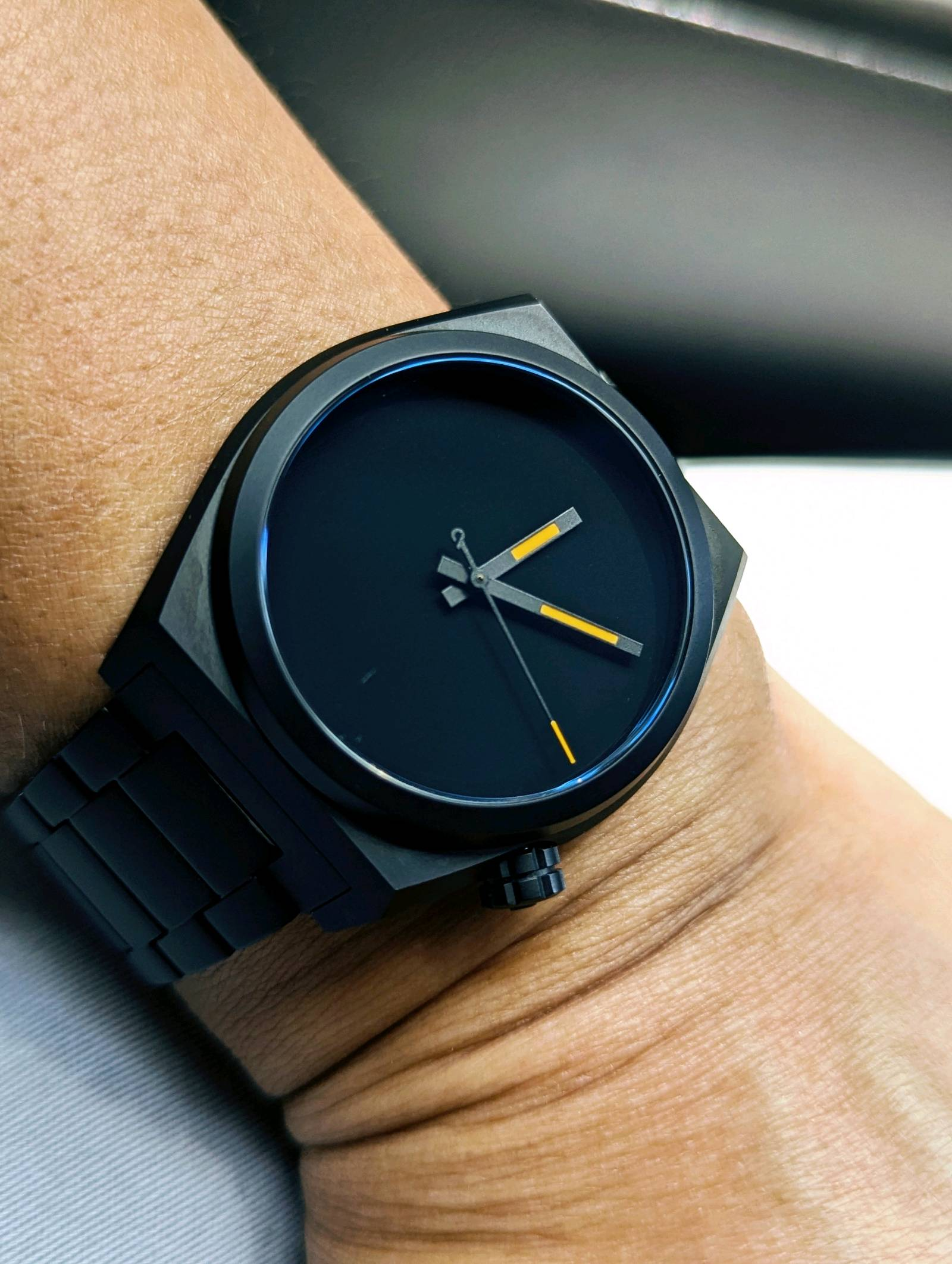 BOLDR Venture "Singularity" | WatchCrunch