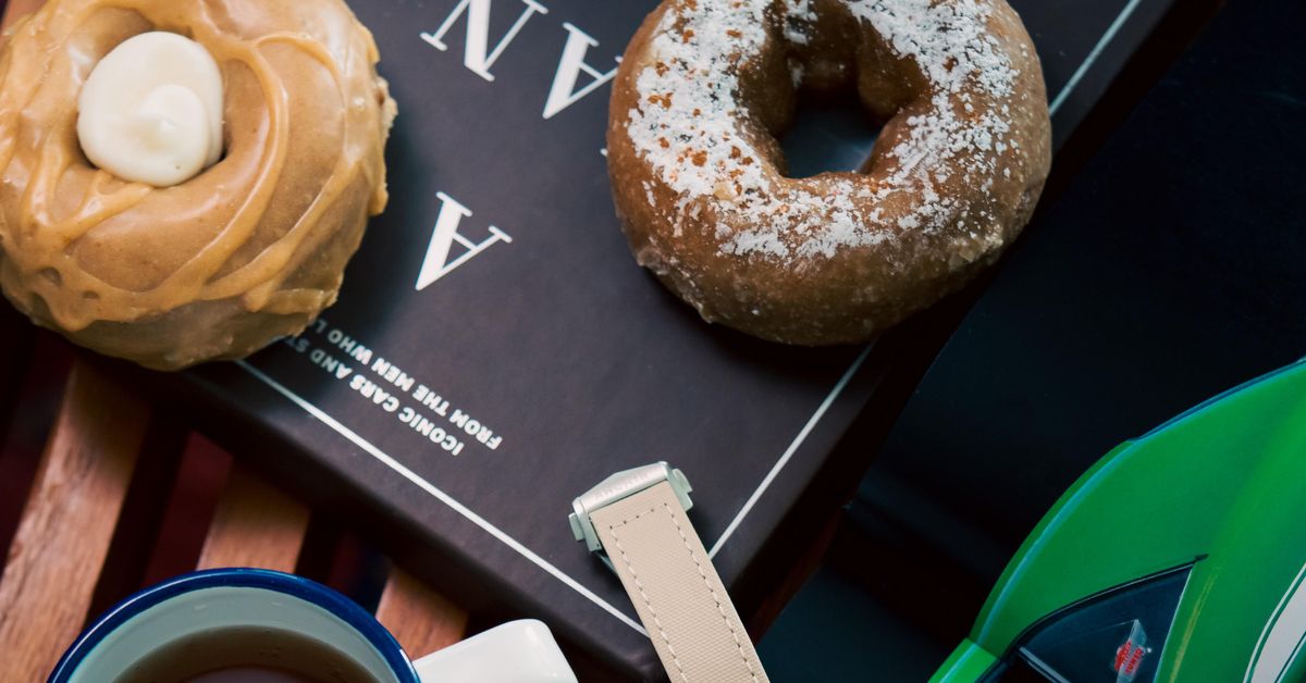 Watches and Pastries Week - Day 3 | WatchCrunch