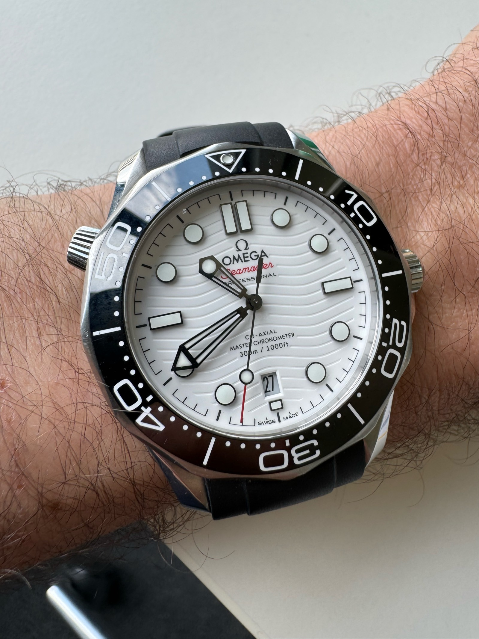 Omega SMP 300 | WatchCrunch