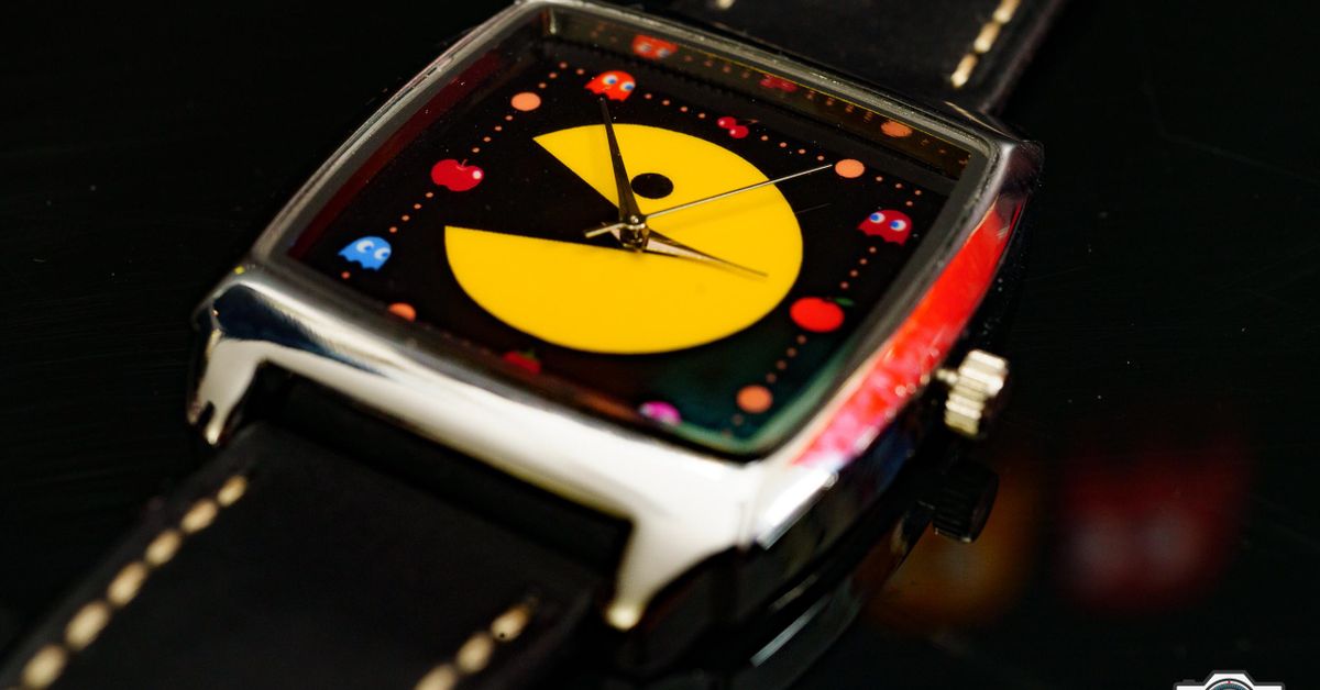 Pac-Man Novelty Watch | WatchCrunch