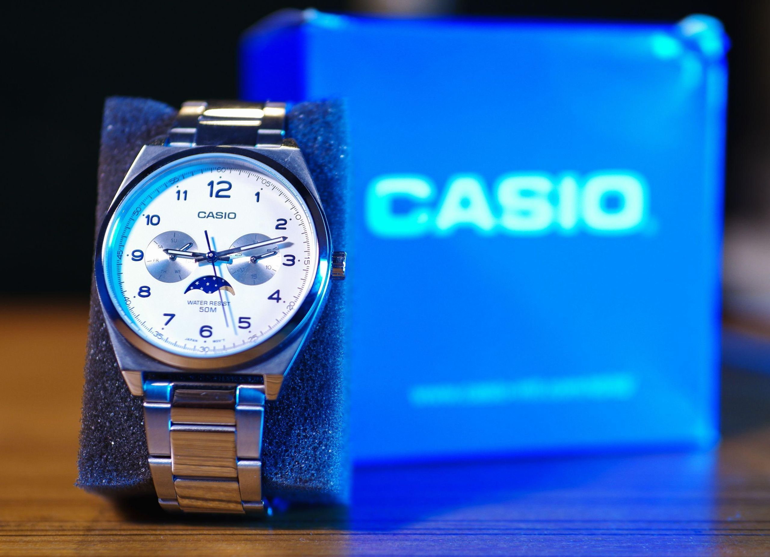 Casio MTP-M300 | WatchCrunch