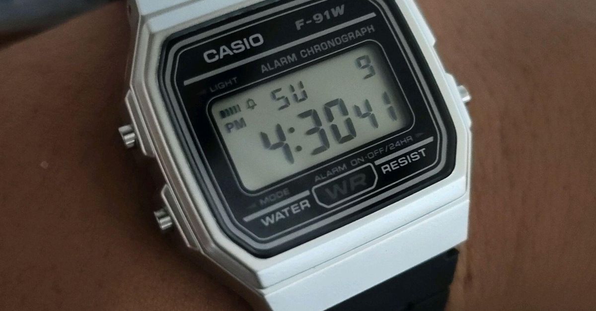 Casio F91W (Silver) | WatchCrunch