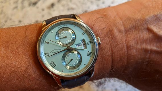 Review: BORMAN | WatchCrunch