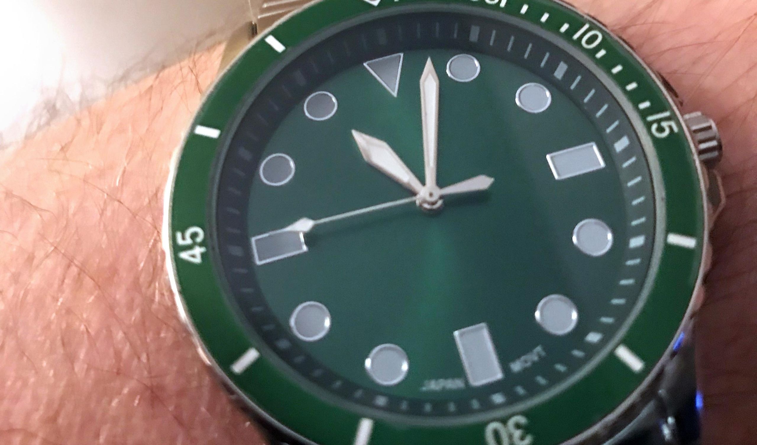 QUICK REVIEW of Accutime Walmart Special* | WatchCrunch