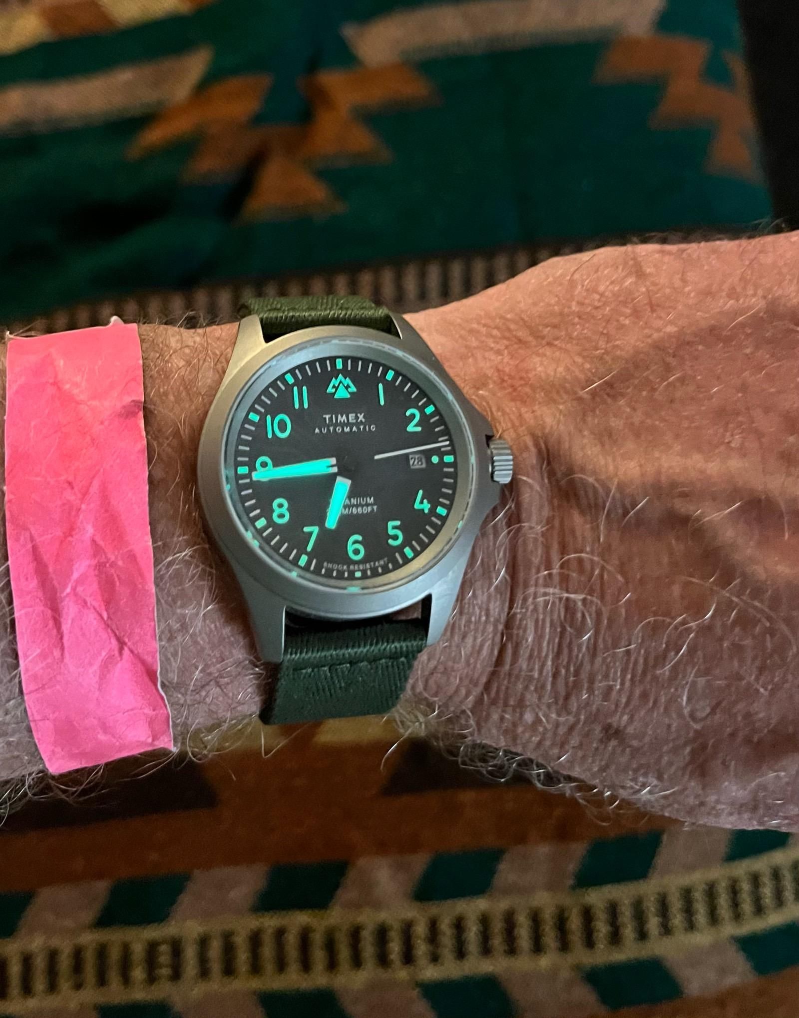 Timex Expedition North Field Post 36mm, solar powered field watch ...