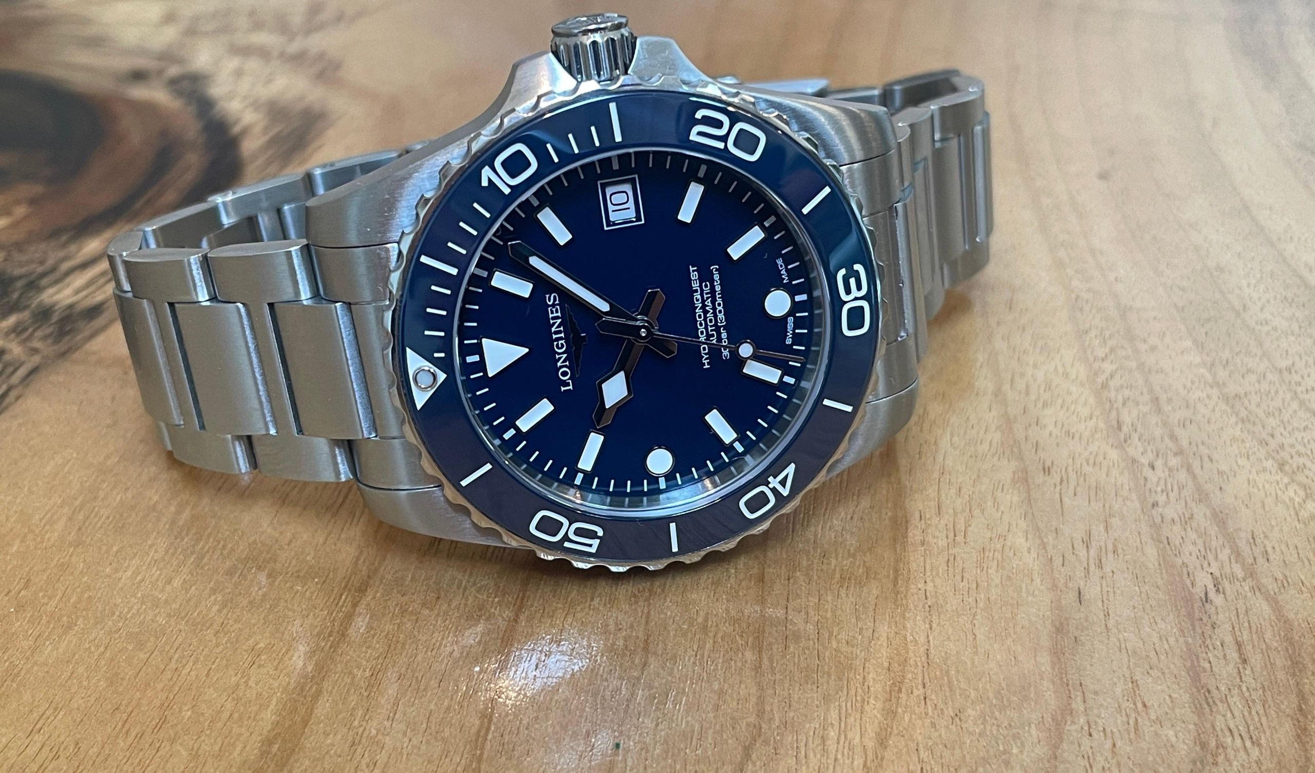 Review of the 39mm Longines Hydroconquest (Blue) | WatchCrunch