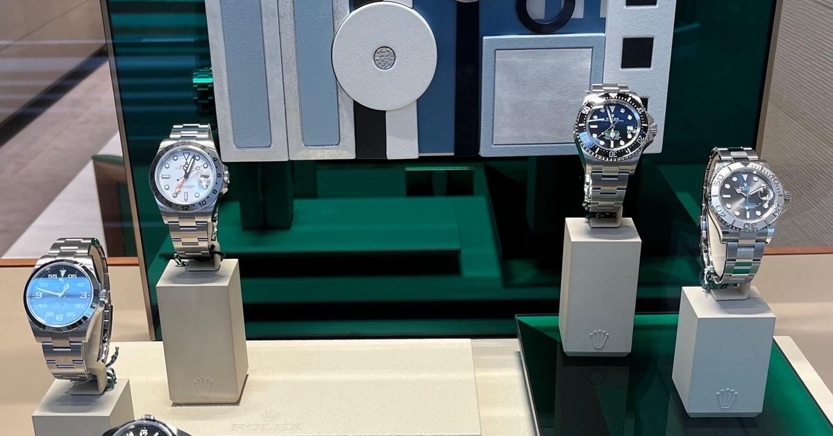 Working movements in “exhibition only” Rolex? | WatchCrunch