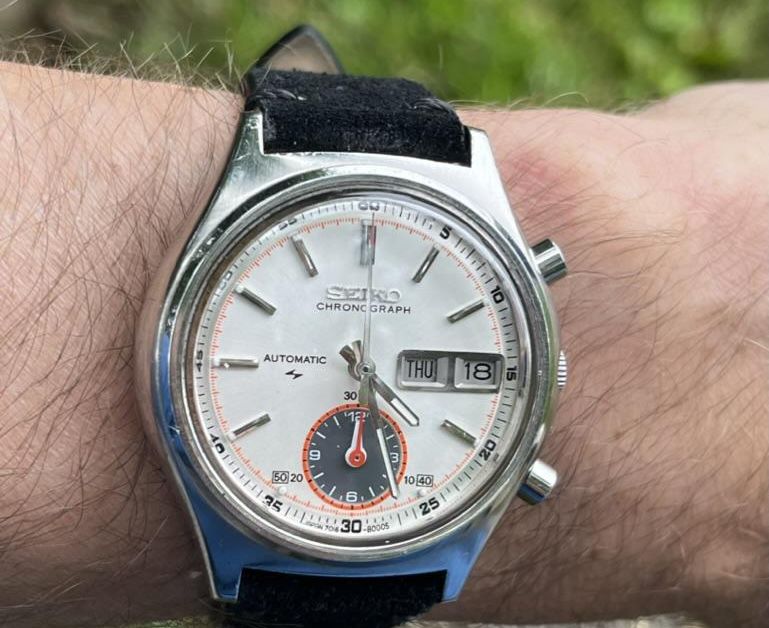 Seiko 7016-8001 Flyback Chronograph | WatchCrunch