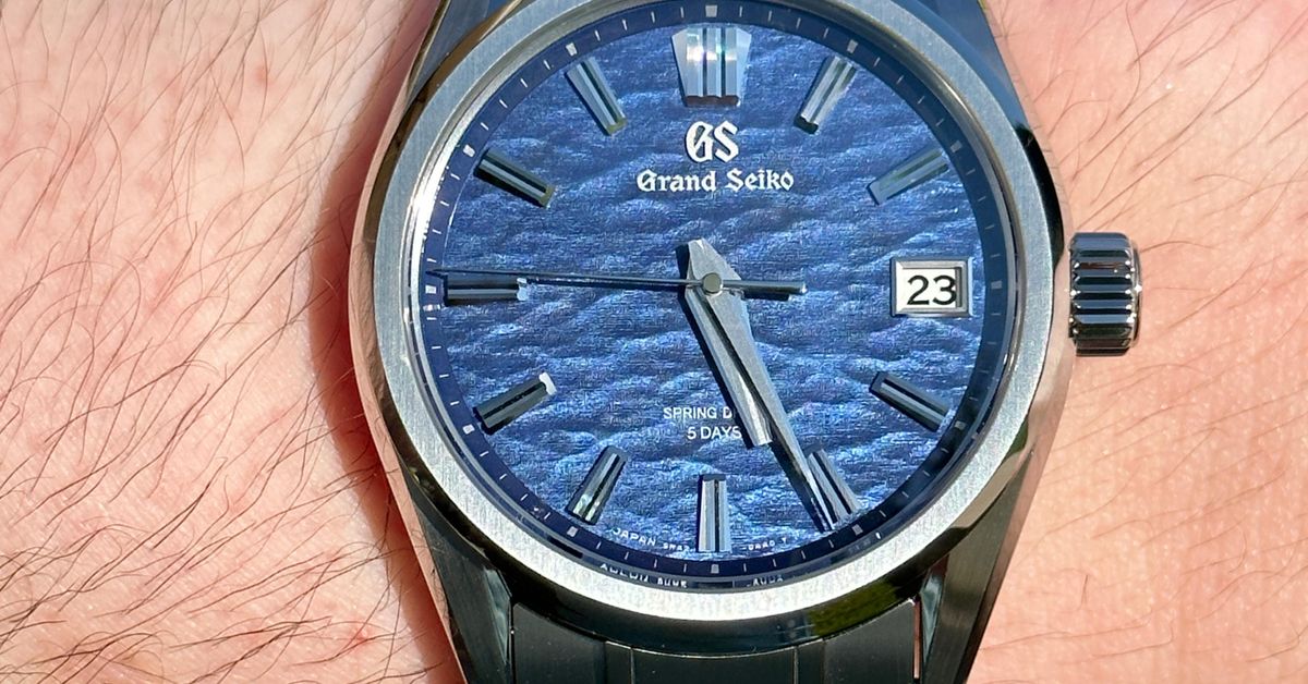 Grand Seiko SLGA019 Lake Suwa Review | WatchCrunch