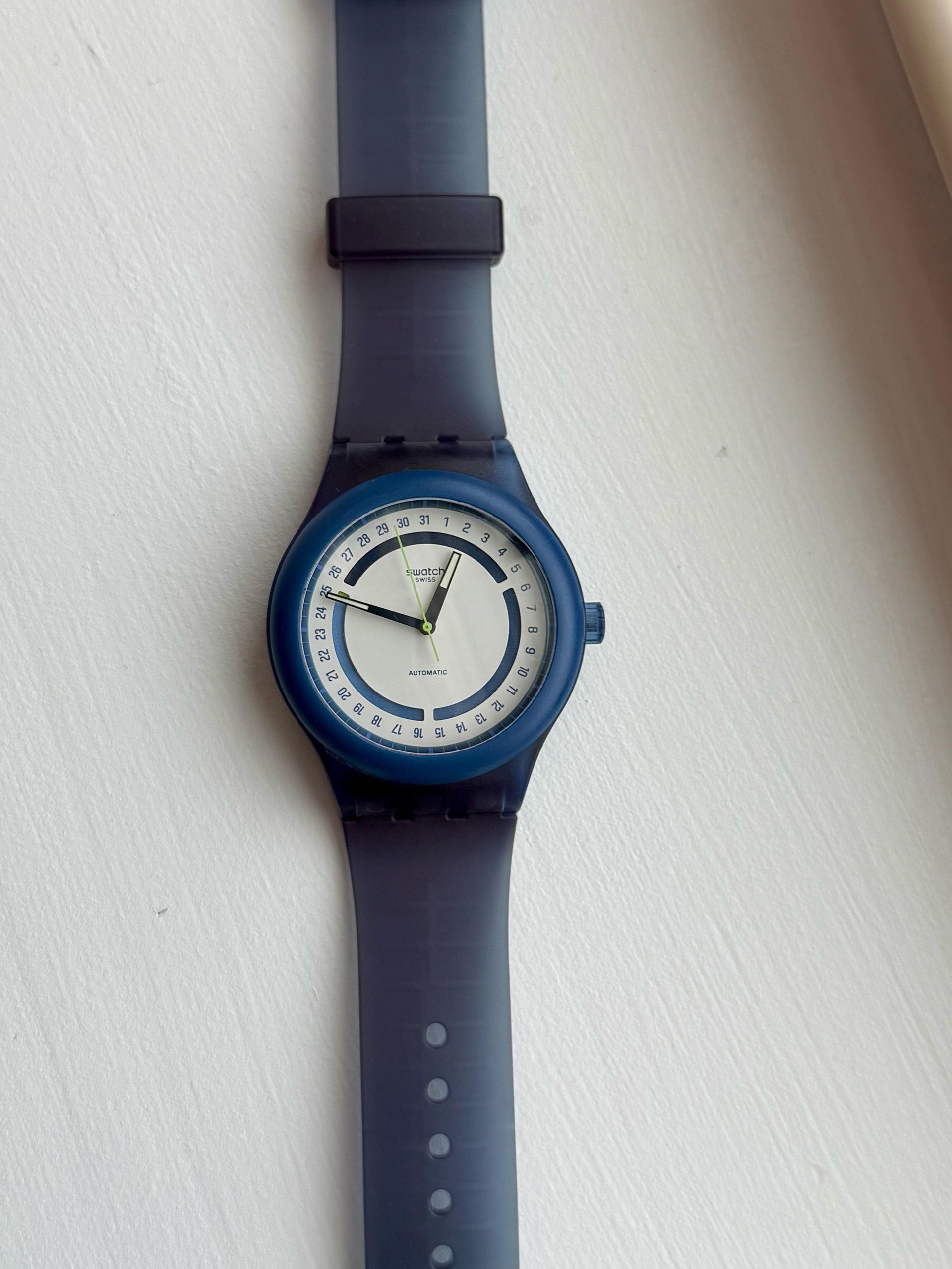 Pre-Owned Swatch SISTEM51 HODINKEE STOPLIGHT NEON REMIX For Sale