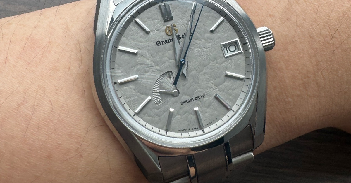 “A Not-so-NWA” with Grand Seiko SBGA415 “Winter” | WatchCrunch