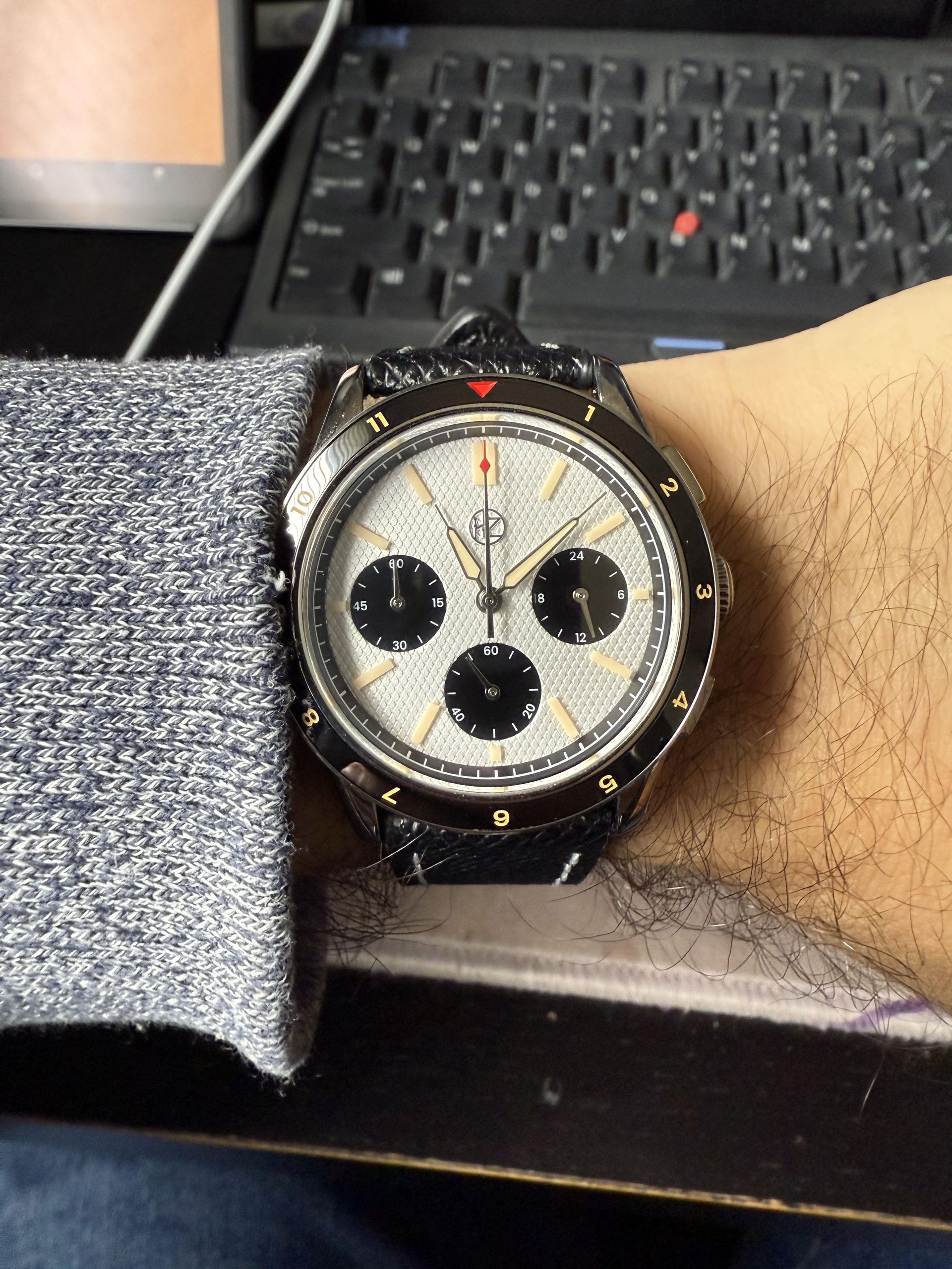 HZ02 Panda Chronograph | WatchCrunch