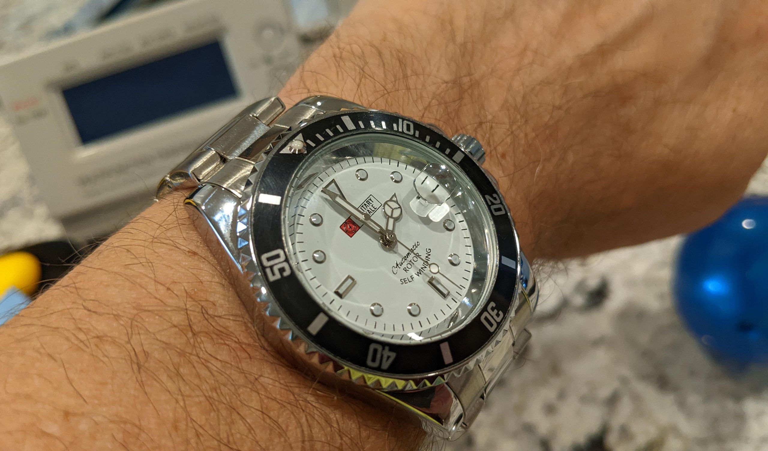 Chinese ESS Watch Review - "Military Royale" | WatchCrunch
