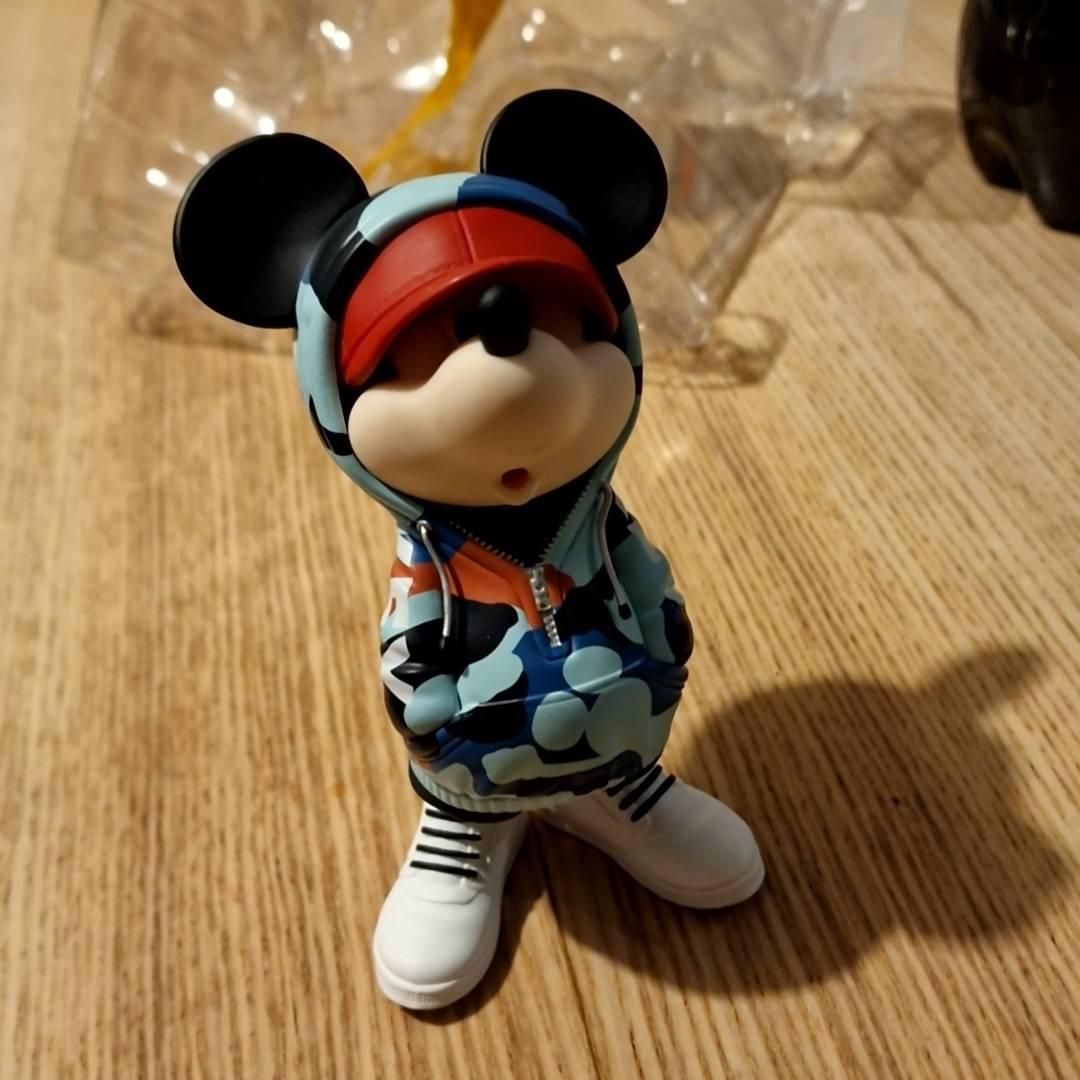 Cerwyn | WatchCrunch